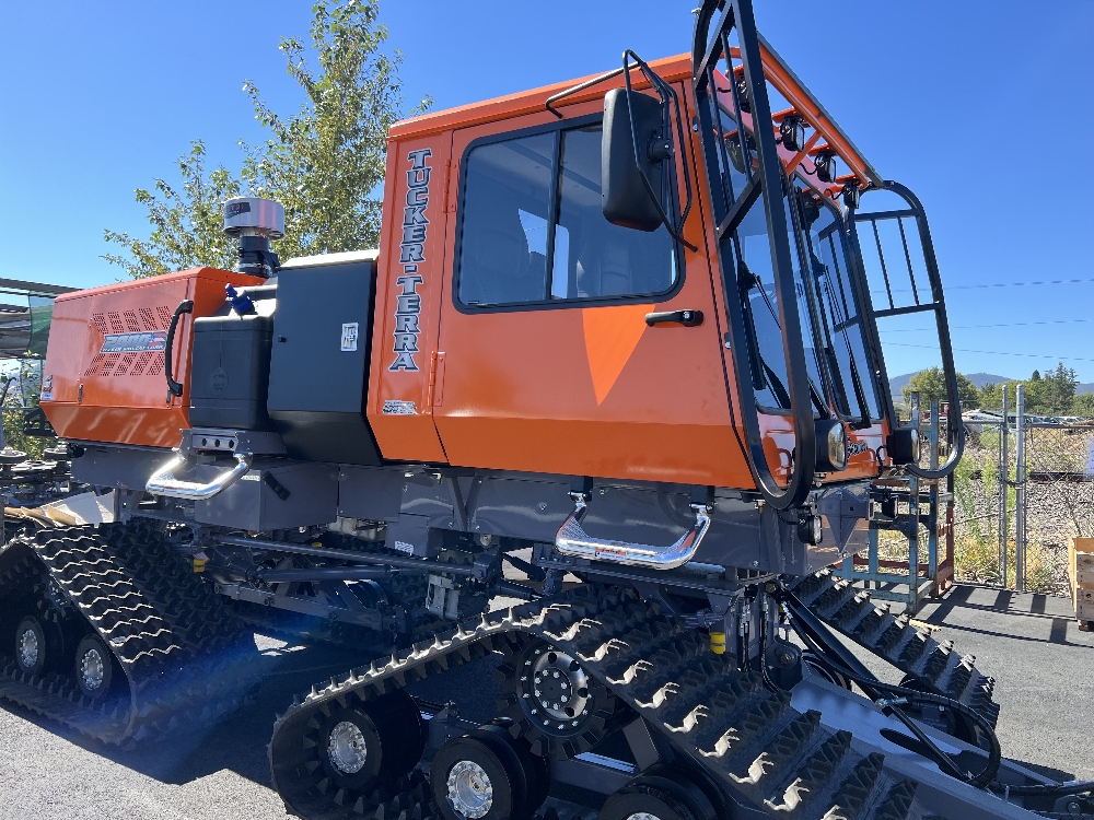 Model 2000 2 Passenger Sno-Cat® - Tucker Sno-Cat®